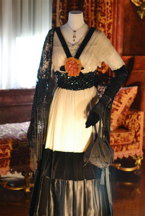 Titanic Movie Rose Outfits