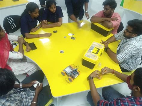 Arduino Line Follower Bot Workshop Srm Easwari Engineering College