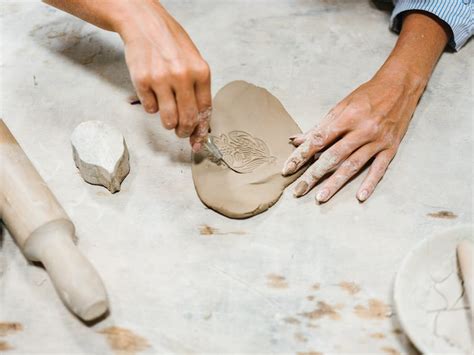 Diy 공예 기술 노동 도구 도기 디자인 롤러 모델링 베이지 부드러운 질감 성형 손 손가락 수공