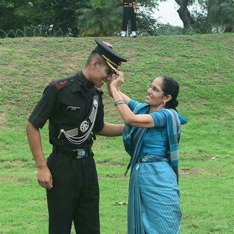 Pin By Vsr On Army Indian Army Wallpapers Army Looks Army Couple