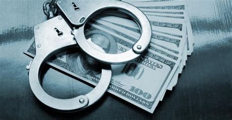 Мөнгө угаах гэмт хэргийн шинжтэй үйлдлийг нотариатын зүгээс холбогдох байгууллагад мэдэгдэх