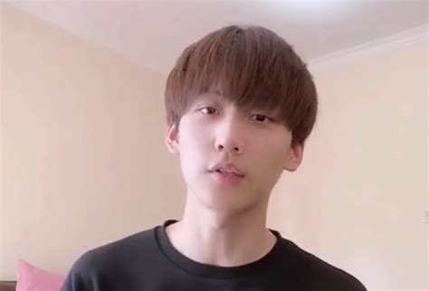 周柯宇是什么娱乐公司的 周柯宇是哪个哪家经纪公司旗下的艺人 即时尚