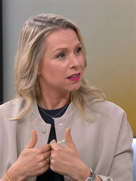 101 Männer An Einem Tag Erotik Model Lily Phillips Kriegt Hilfe Bei