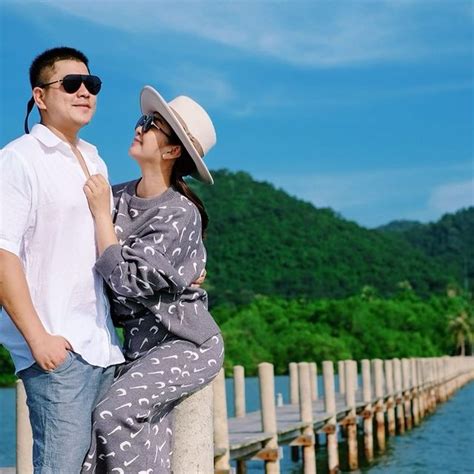 គួរឱ្យច្រណែន ដល់ហើយ គង់ សុជាតិ និងស្វាមី រូបណាក៏ពោរពេញដោយភាពល្អូកល្អើន Khmerload Cambodia