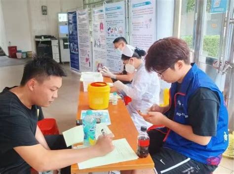 子衿书院开展健康进校园 2 3健康服务包活动 子衿书院