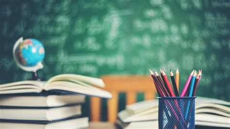 Изкуствен интелект стана директор на училище Новини бг