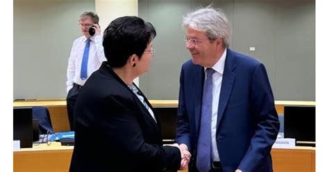 Брюксел ни натиска за да не губим парите по плана за възстановяване