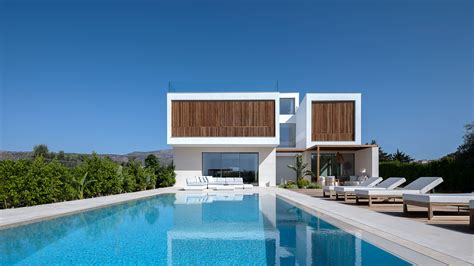 Αρχική 1618 Development