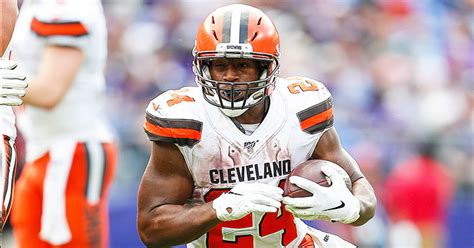 Browns Steelers Prop Bets And Odds Bank On Nick Chubb Kareem Hunt