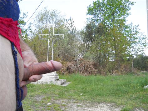 Flash Cock Queue Crosdress Public Outdoors Shemale Exhib Porn Pictures Xxx Photos Sex Images