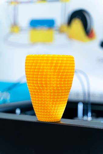 꽃병 클로즈업 개체 인쇄 3d 프린터 클로즈업 진보적 현대 첨가제 기술 40 산업 혁명 0명에 대한 스톡 사진 및 기타 이미지 0명 3차원 인쇄 3차원 형태 Istock