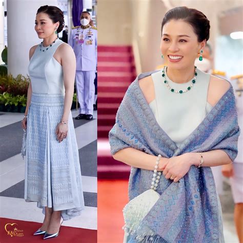 Chomphu Brand ฉลองพระองค์สากล ผ้ากาบบัว Facebook