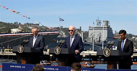 США Великобританія та Австралія підписали угоду про субмарини