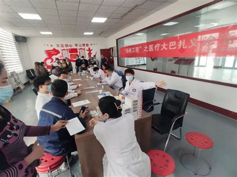 【医疗援疆】丽水援疆“医疗大巴扎”首次走进企业开展义诊服务 新和风 丽水情 丽水在线 丽水本地视频新闻综合门户网站