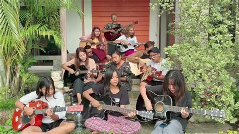 လမ်းမကြီးရဲ့ဘေး ဆရာအောင်စည်ဂစ်တာကလပ် Youtube