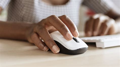 Apple Multi Touch Trackpad Gestures That Make Using Your Mac Or MacBook Easier