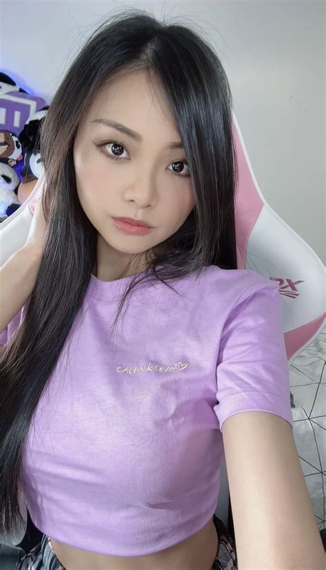 Cindy On Twitter Sundays Are For Trading Cards Streaming On Twitch Https T Co G YEYQ DF