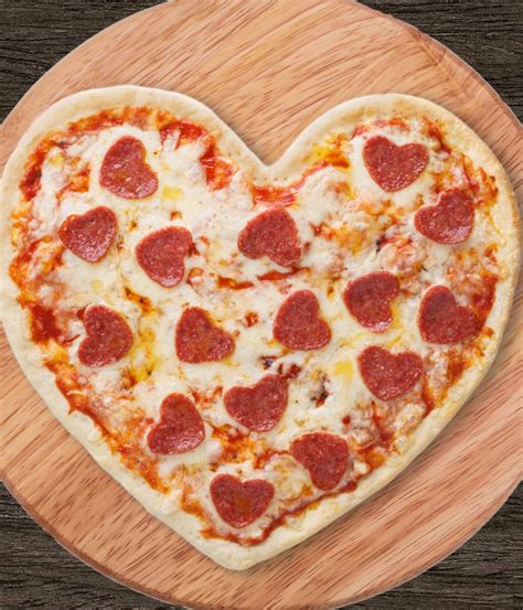 How To Make A Pizza Love