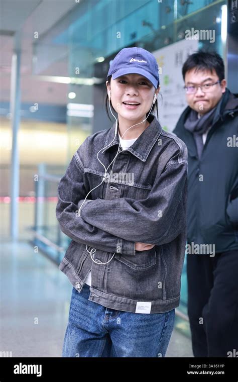 Chinese Actress Wang Zhener Appears At The Airport In Shanghai China 6 March 2025 Stock
