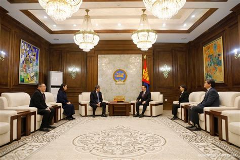 “Манай улсын ирэх оны хөгжлийн төлөвлөгөөний гол зорилго нь өрхийн орлогыг нэмэгдүүлэхэд чиглэж