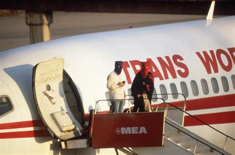 Pesadilla Aérea Un Secuestro De 17 Días Una Recompensa Millonaria Y La Torta De Cumpleaños De