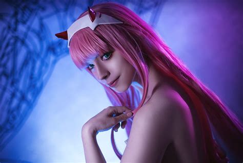 『ダリフラ』ゼロツー、イチゴのセクシー＆キュートなコスプレ特集 アニメイトタイムズ