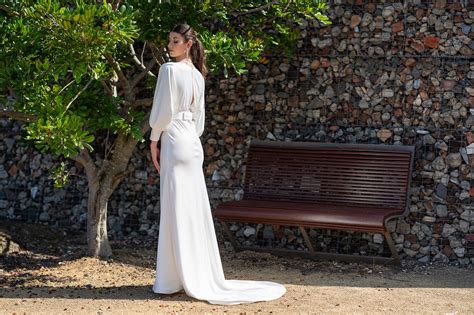 Discover The Elegant Erin Gown By Roya Javaheri