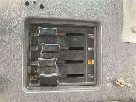 Mack Cs Midliner Heater And Ac Temperature Control For Sale