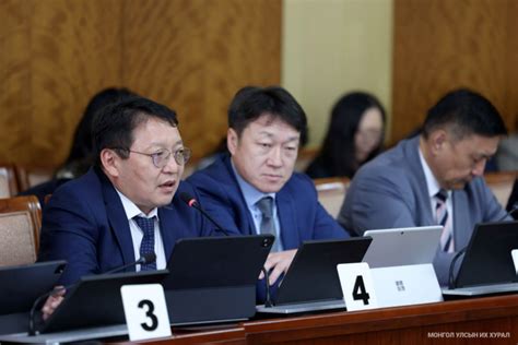 Монгол Улсын Тэргүүн шадар сайд бөгөөд Эдийн засаг хөгжлийн сайд Л Гантөмөр “Тавантолгой