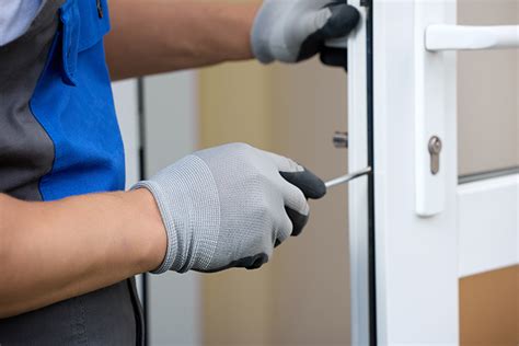 Door Wont Lock Common Problems York Locksmith Company