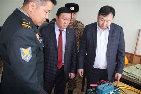 АЙМГИЙН УДИРДЛАГУУД ЗЭВСЭГТ ХҮЧНИЙ 330 ДУГААР АНГИЙН ҮЙЛ АЖИЛЛАГААТАЙ ТАНИЛЦЛАА