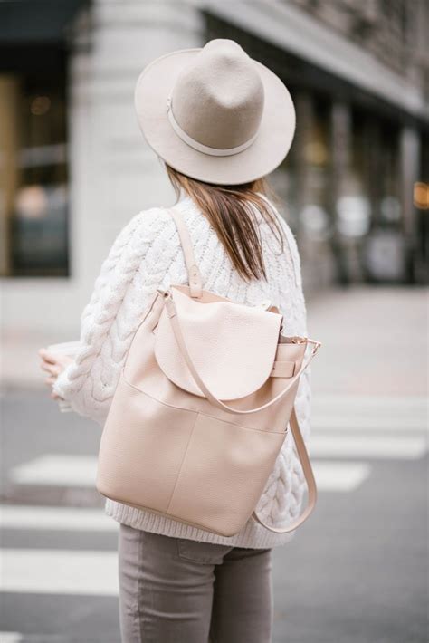 직장인 여성 데일리 백팩 추천 20대 30대 여자 백팩 브랜드 네이버 블로그