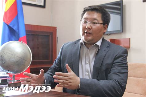 Д Мөнх Эрдэнэ Ерөнхийлөгчийн захирамж хуулийн дагуу хүчингүй болно