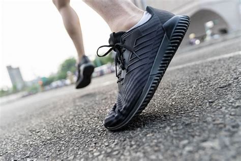 Adidas 阿迪达斯 CLIMACOOL 2 0 跑步鞋上脚体验与分享 阿迪climacool 2 0评测 怎么样 值值值