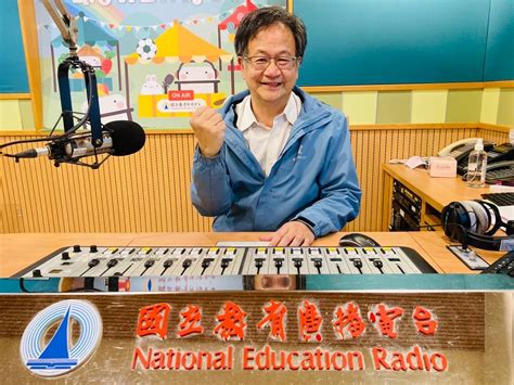 季潔 新北高工從過去的海山高工直到現在， 都是新北技職的指標型技術型高中， 近期在校園中融入了美學，