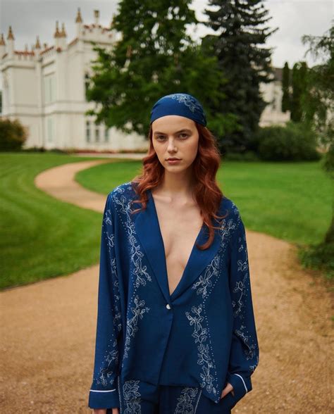 Picture Of Eszter Gal