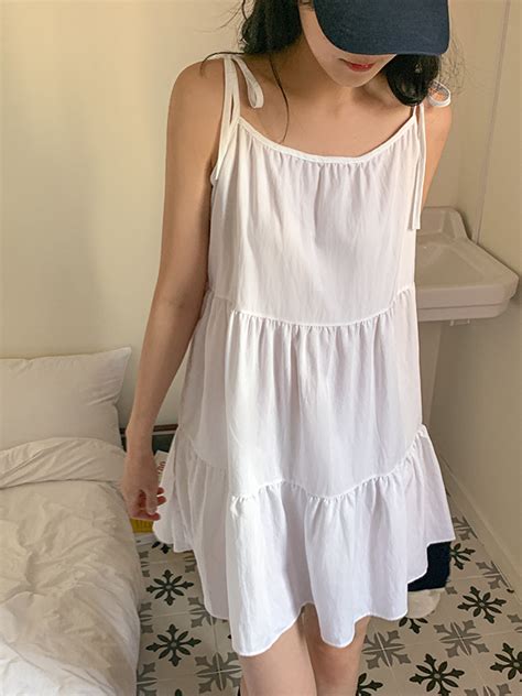 화이트당일인기재진행 콜링유 스웨이드 리본 끈나시 뷔스티에 프릴 캉캉 원피스 에이블리