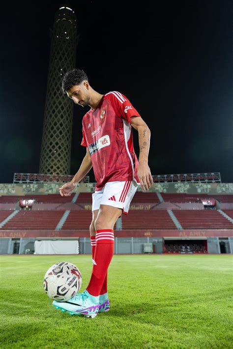 بالصور أول ظهور لمهاجم الأهلي وسام أبو علي يتدرب بالكرة سبورت 360