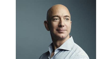 Джеф Безос щял да дари богатството си за благотворителност