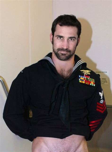 Pin By Double Flash Gordon On Nice Bearder Man Face Scruffy Men Men