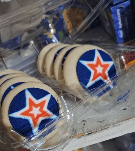 Got These Sexbang Ass Cookies From The Store The Other Day R Got These Sexbang Ass Cookies From The Store The Other Day R