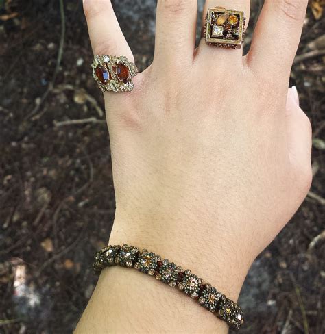 Sing For Your Style Day Amber Angel