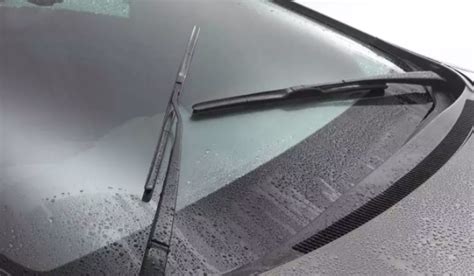 雨刷器多久进行更换 1 2年时间更换一次具体参考使用情况 SUV排行榜网