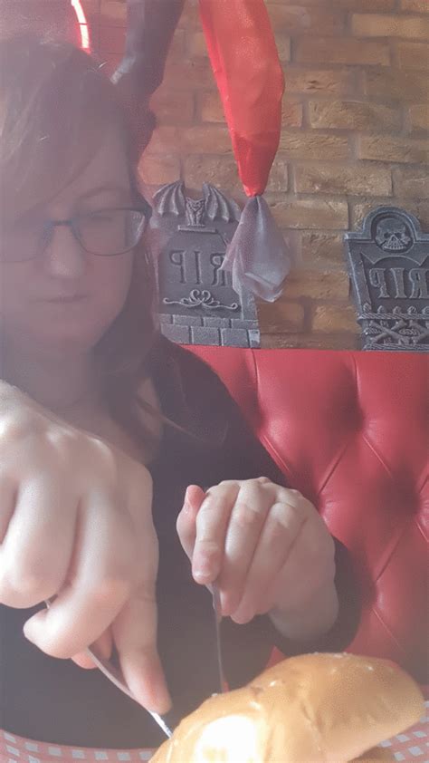 Athena Hall Studios Bbw Girl Eating A Burger And Fries