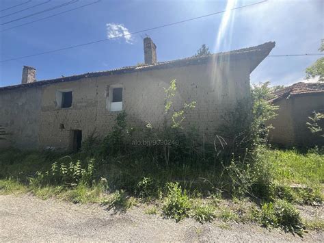 Продавам къща Едноетажна къща 75 кв м РЗП 690 кв м двор Къщи Вили Тенево Продавам имо