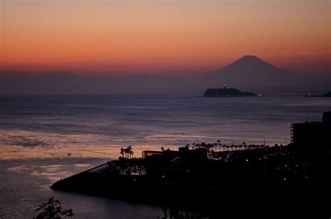 夕暮れの江ノ島 GANREF