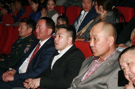 Монгол цэргийн өдөрт зориулсан Хайрлан дуулах эх орон тэмцээн боллоо