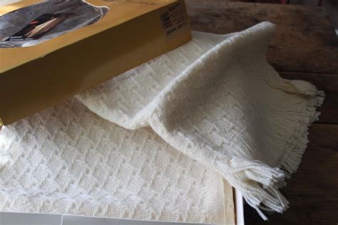 Vintage Pendleton Wool Throw Blanket In Original Box Soft Pure Virgin