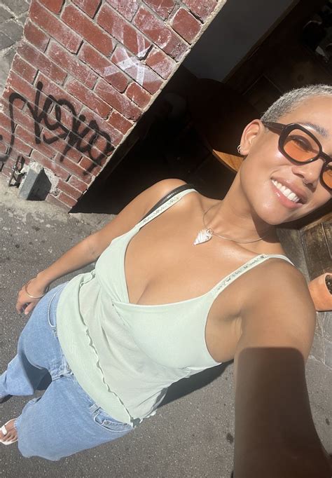 Inside The Wardrobe Of Australian Ghanaian Model Jasmin Amma