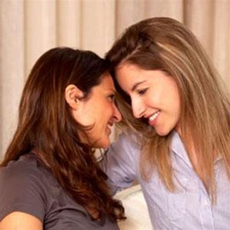 Lesbian Cougars Now Have A Dating Site To Hunt For Cubs